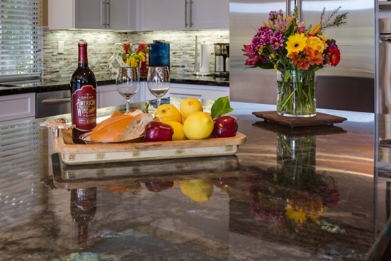 Heat Up Your Love Life With These Romantic Kitchen Trends - Marrokal ...